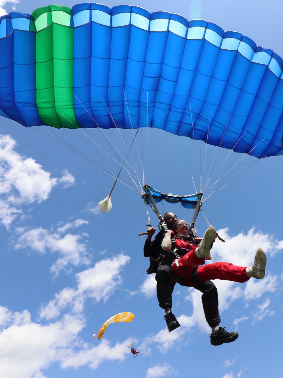 Best Places for Paragliding in India - Shruti's Fairytales