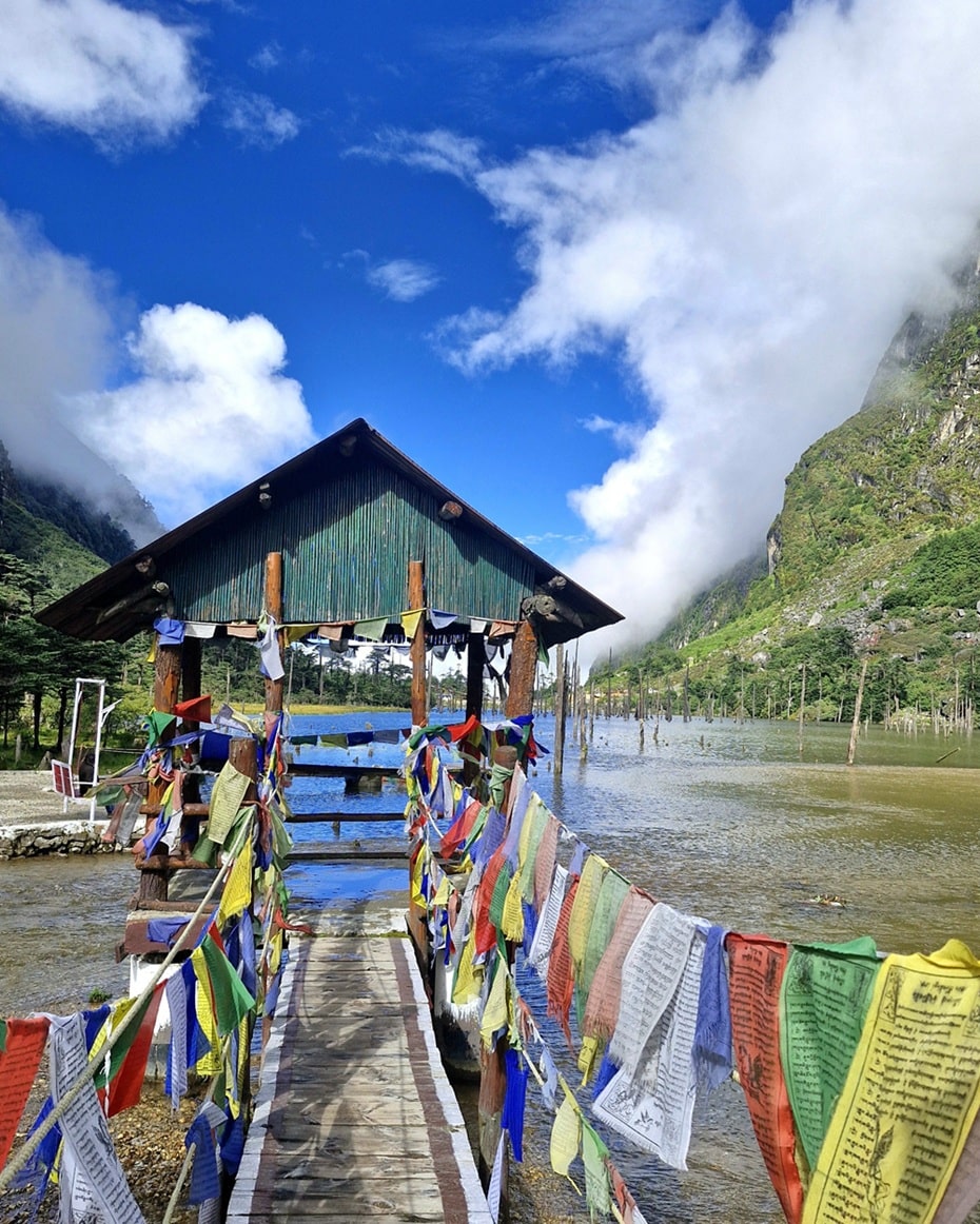 Tourist Places near Tawang that Looks Unreal - Shruti's Fairytales